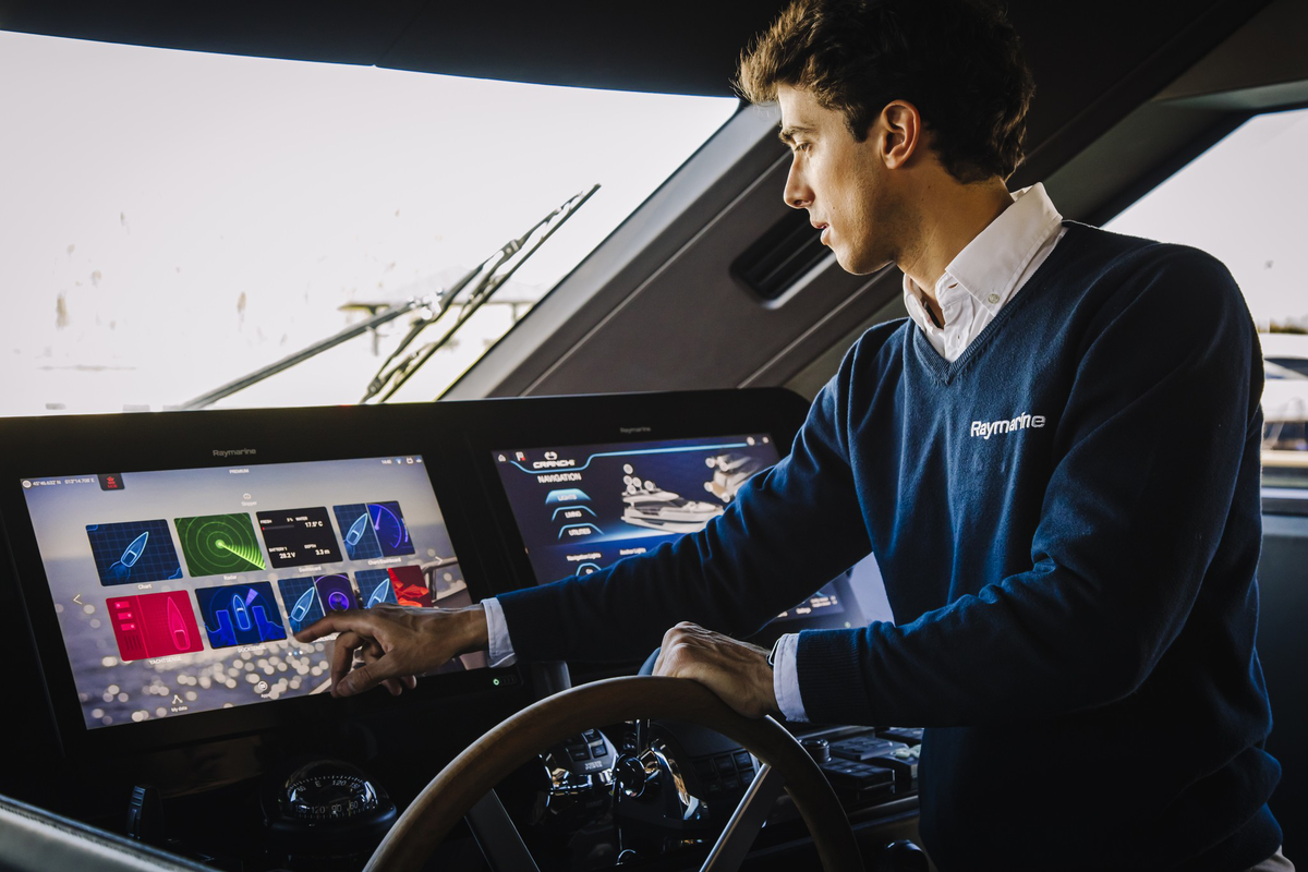 Digital Switching for Smart Boating | Raymarine