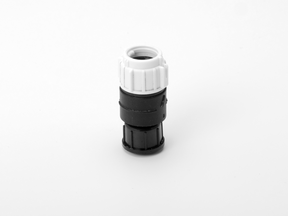 SeaTalk NG to NMEA 2000 | SeaTalk Cables | NMEA 2000 | Raymarine