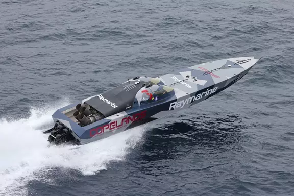 Marine Electronics for Boats, Boating Electronics | Raymarine