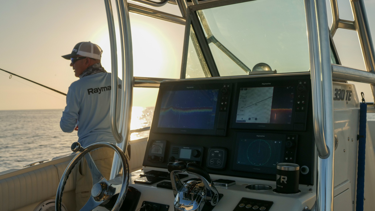 Lighthouse 4 for Axiom | Raymarine