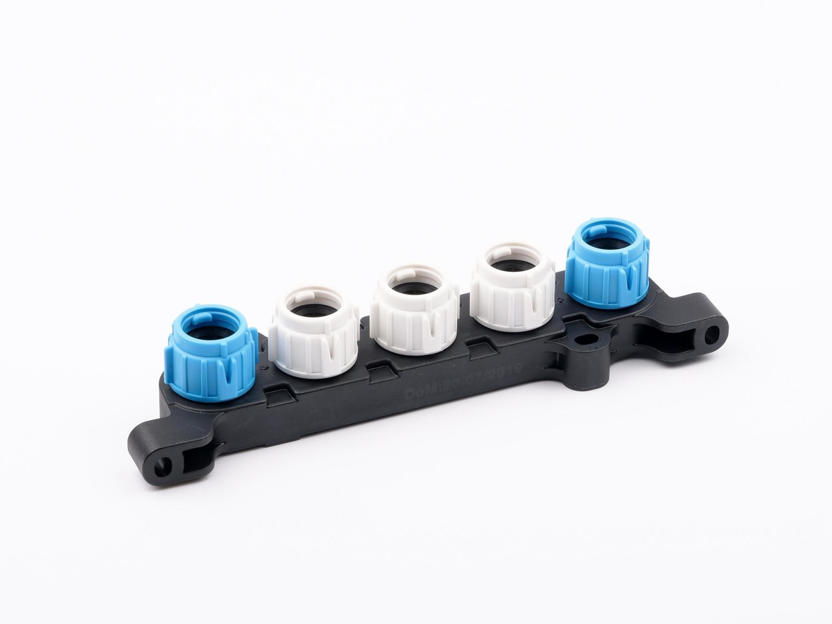 SeaTalk NG 5-WAY Connector | SeaTalk Cables | Raymarine