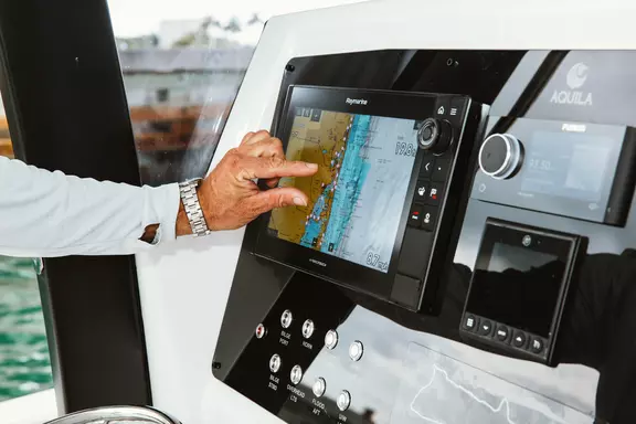 Marine Electronics for Boats, Boating Electronics | Raymarine
