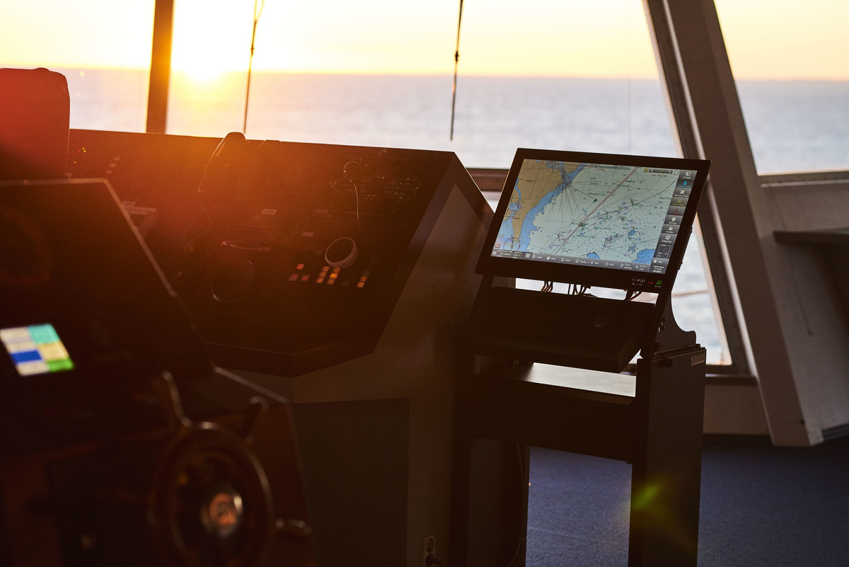 Combat GNSS Jamming: How Modern ECDIS Ensures Safer Navigation