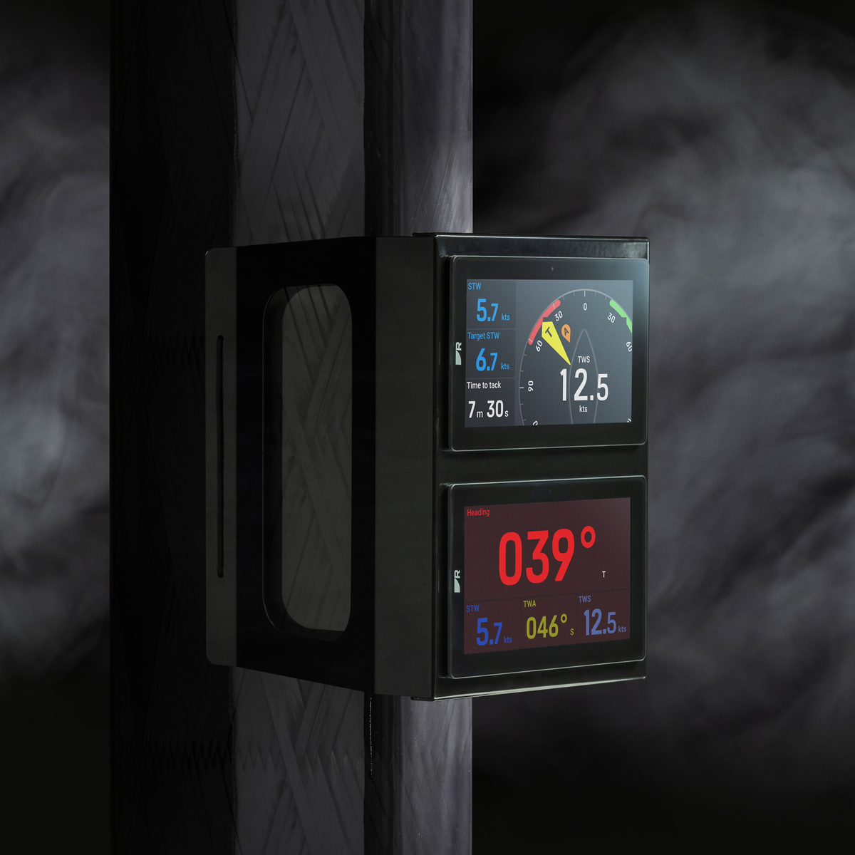 Raymarine wins DAME Design award for Alpha Performance Display Series